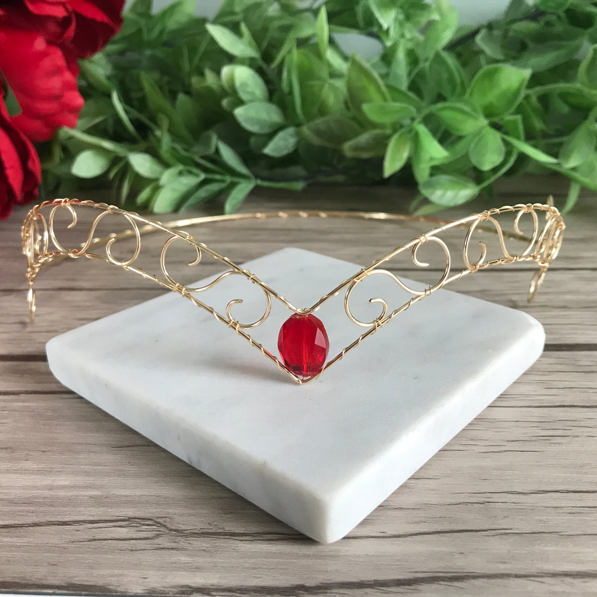 Sailor moon inspired tiara – Wire Princess
